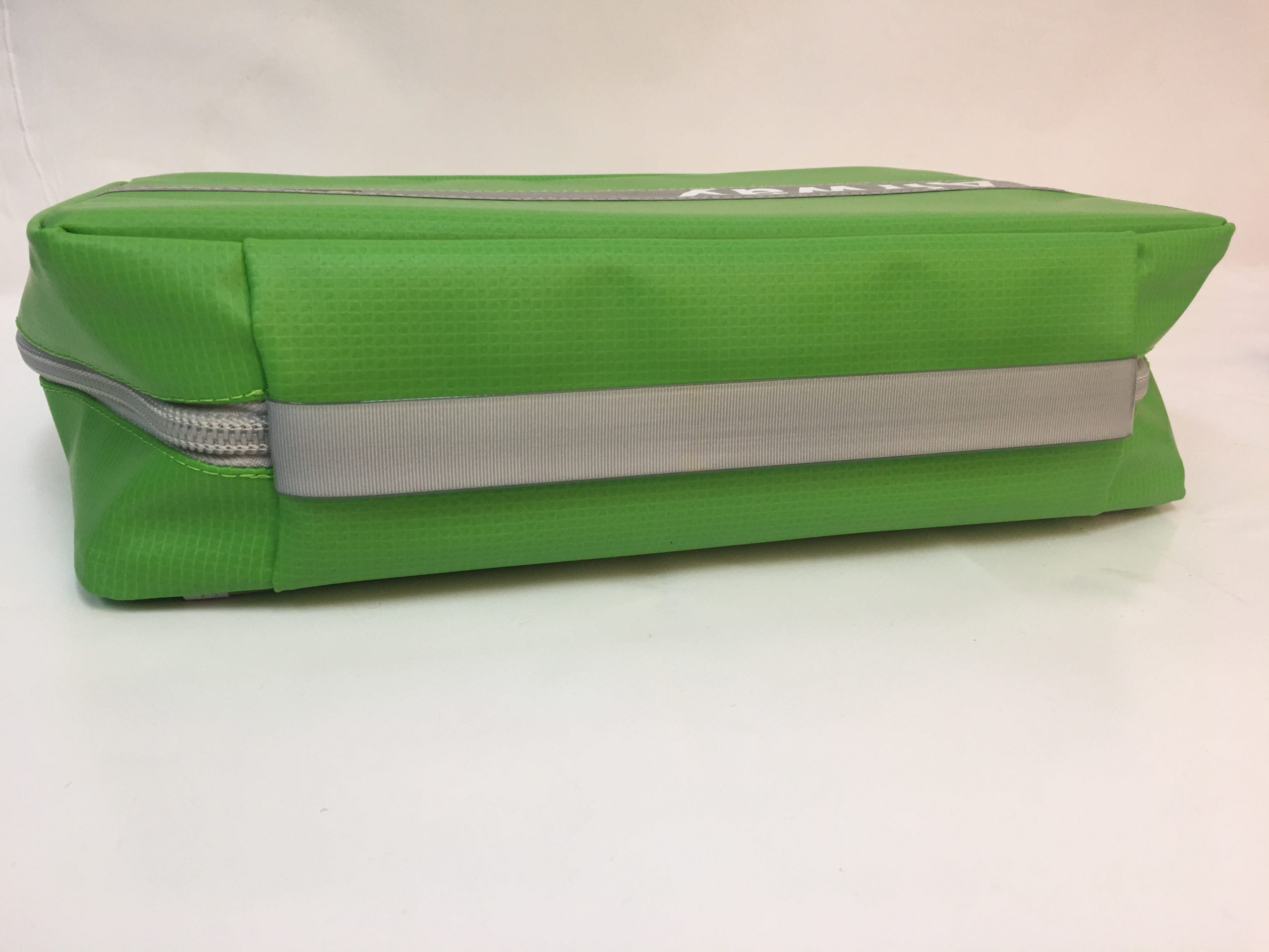Neann 3/4 Airway Bag Only - Green | QureMed